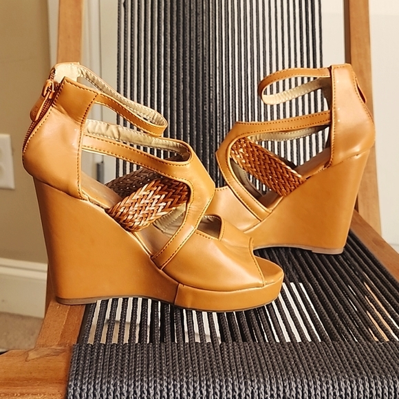 Shoes | Camel Wedges Size 6 | Poshmark
